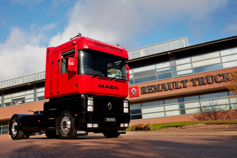 Renault Trucks celebrates 30 years of the iconic Magnum