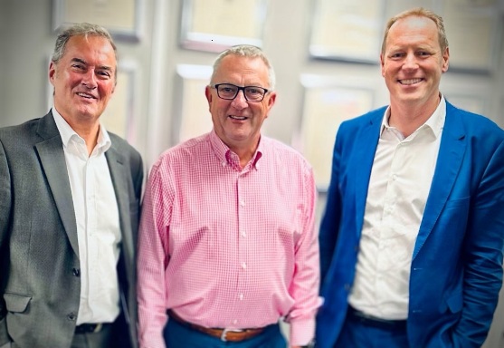 Palletline Flies High with New Chair