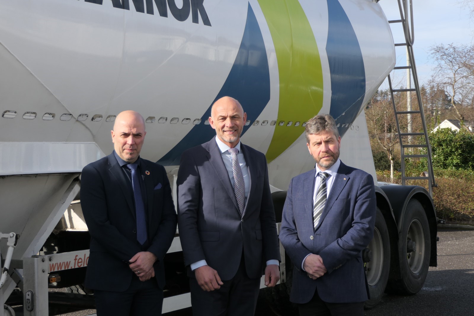 Mannok Partners with Hydrogen Vehicle Systems for Groundbreaking Cell ...